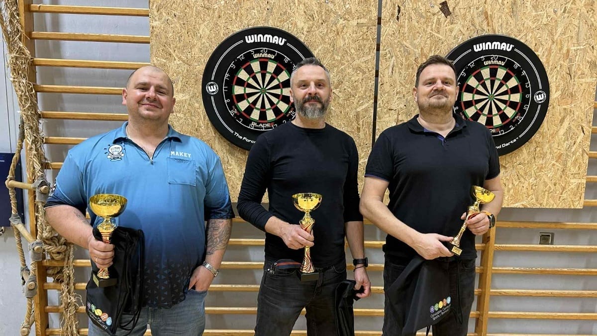 Dart: Łukasz Kowalkowski najcelniej rzucał do tarczy w środowy wieczór w hali OCSiR. - Nasz Głos ...